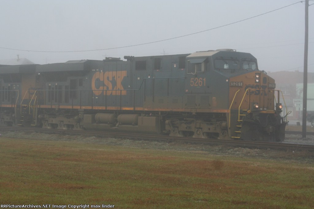 CSX 5261
